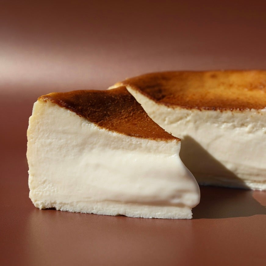 Classic Burnt Basque Cheesecake | Muse Cheesecakes&Bakery